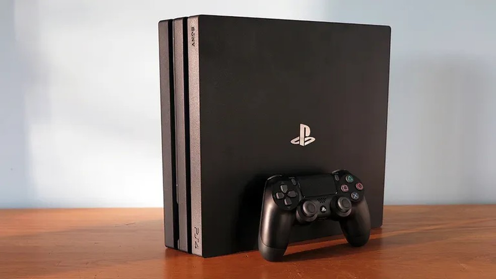PS4 Pro usado vale a pena em 2025? Veja preço, prós e contras de comprar