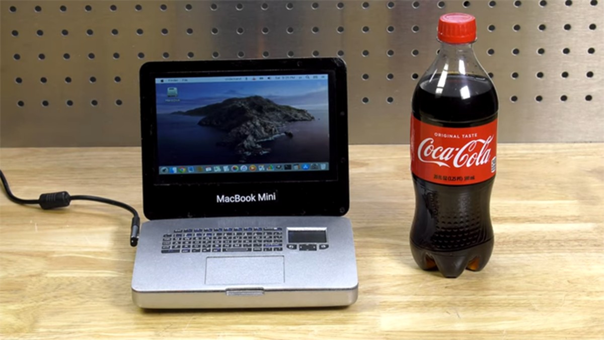 Menor Mac do mundo? 'Notebook da Apple' tem versão mini criada em casa