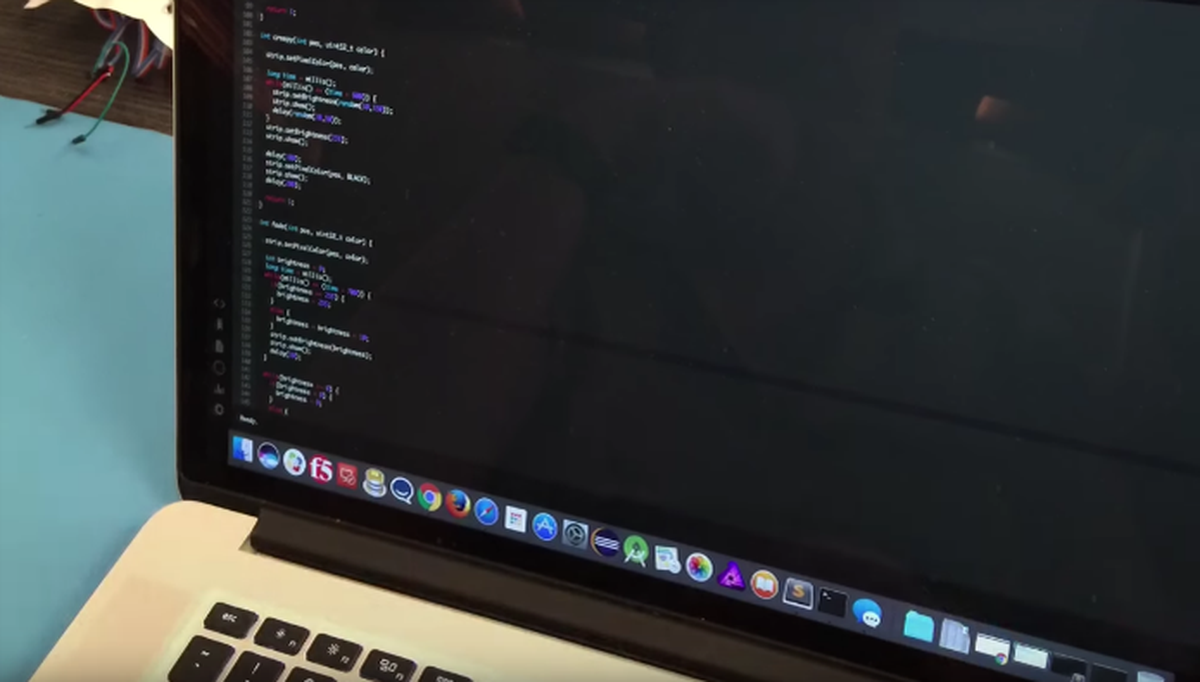 Hack Day do Netflix tem controle de vídeos com a mente e mais