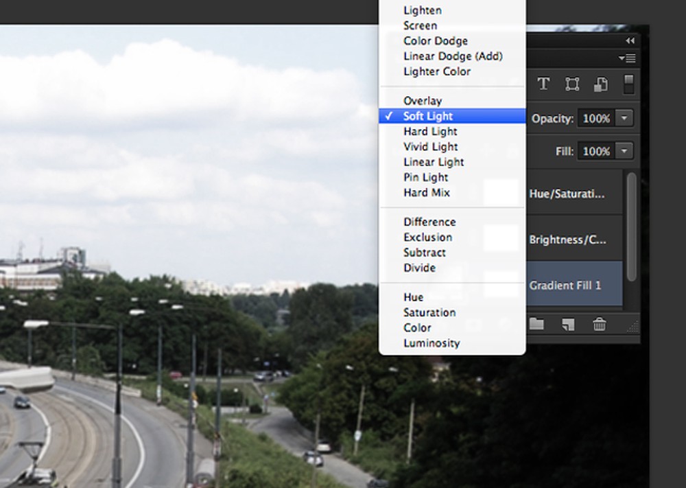 Como simular uma imagem gerada por câmera de vigilância no Photoshop?