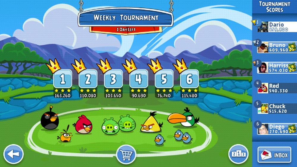 Review Angry Birds Friends