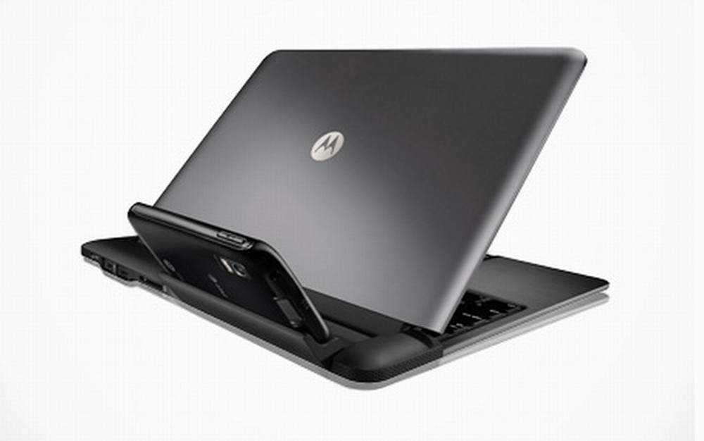 Motorola Atrix e seu Laptop Dock serão lançados em março