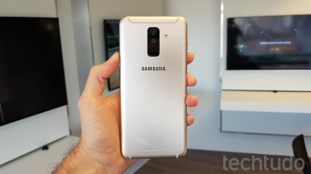 Motorola One vs Galaxy A6 Plus; conheça preço e ficha técnica