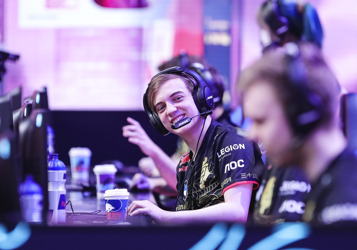 Mundial de LoL 2020: G2 vence a Gen.G e fica com a última vaga nas ...