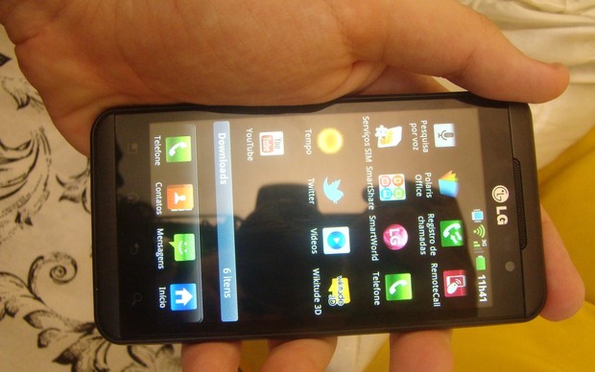 Review LG Optimus 3D